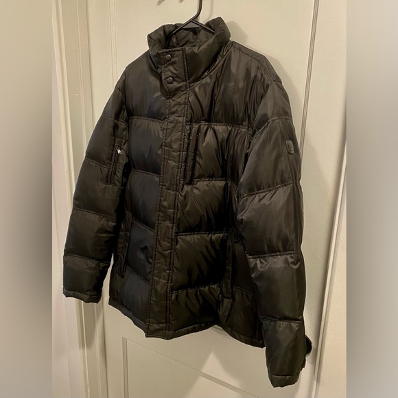 Tumi | Jackets & Coats | Tumi Ttech Black Down Jacket Puffer Coat Mens ...